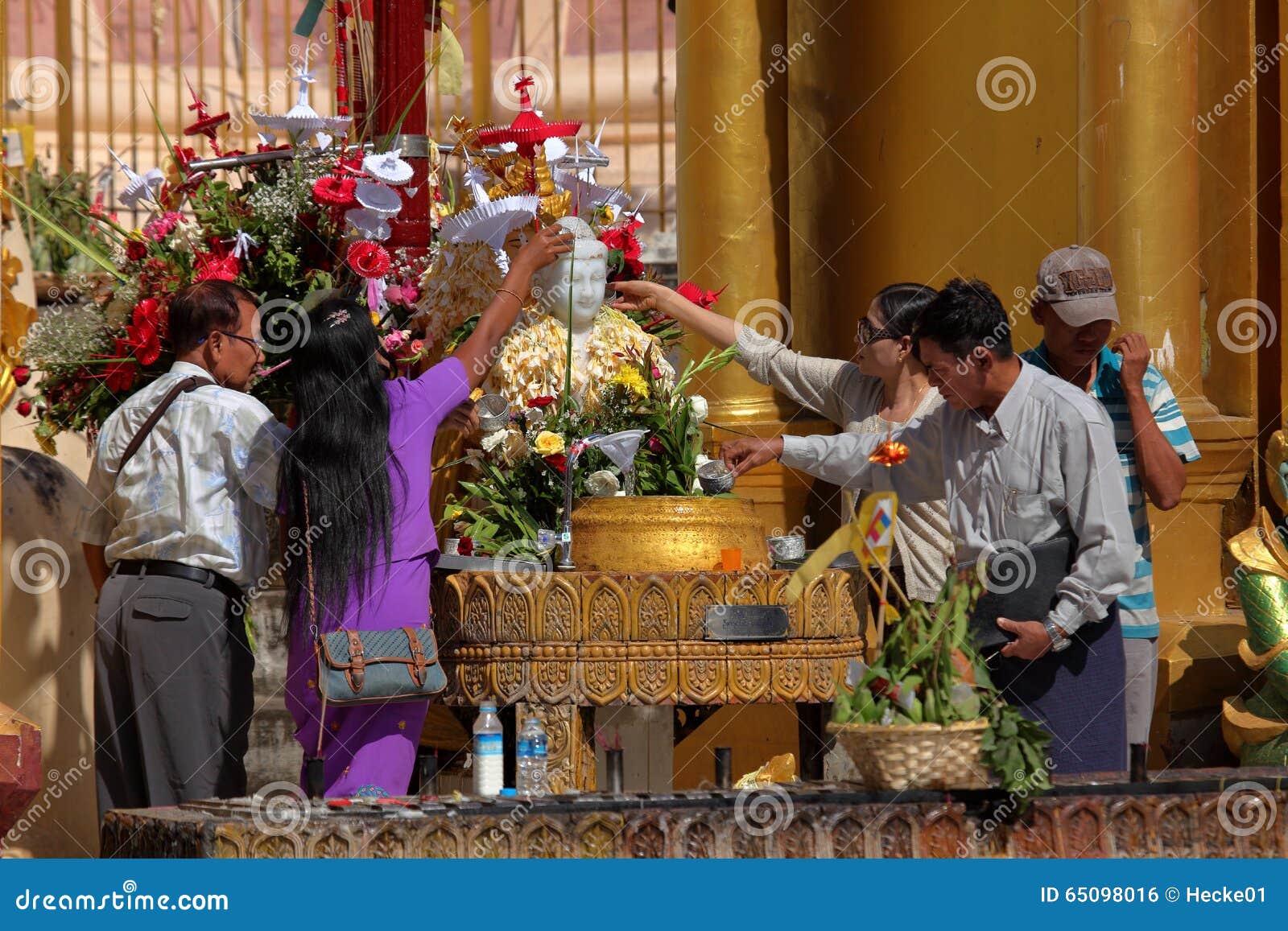 Buddhist Ceremony and Prayer for Buddha Editorial Photo - Image of ...