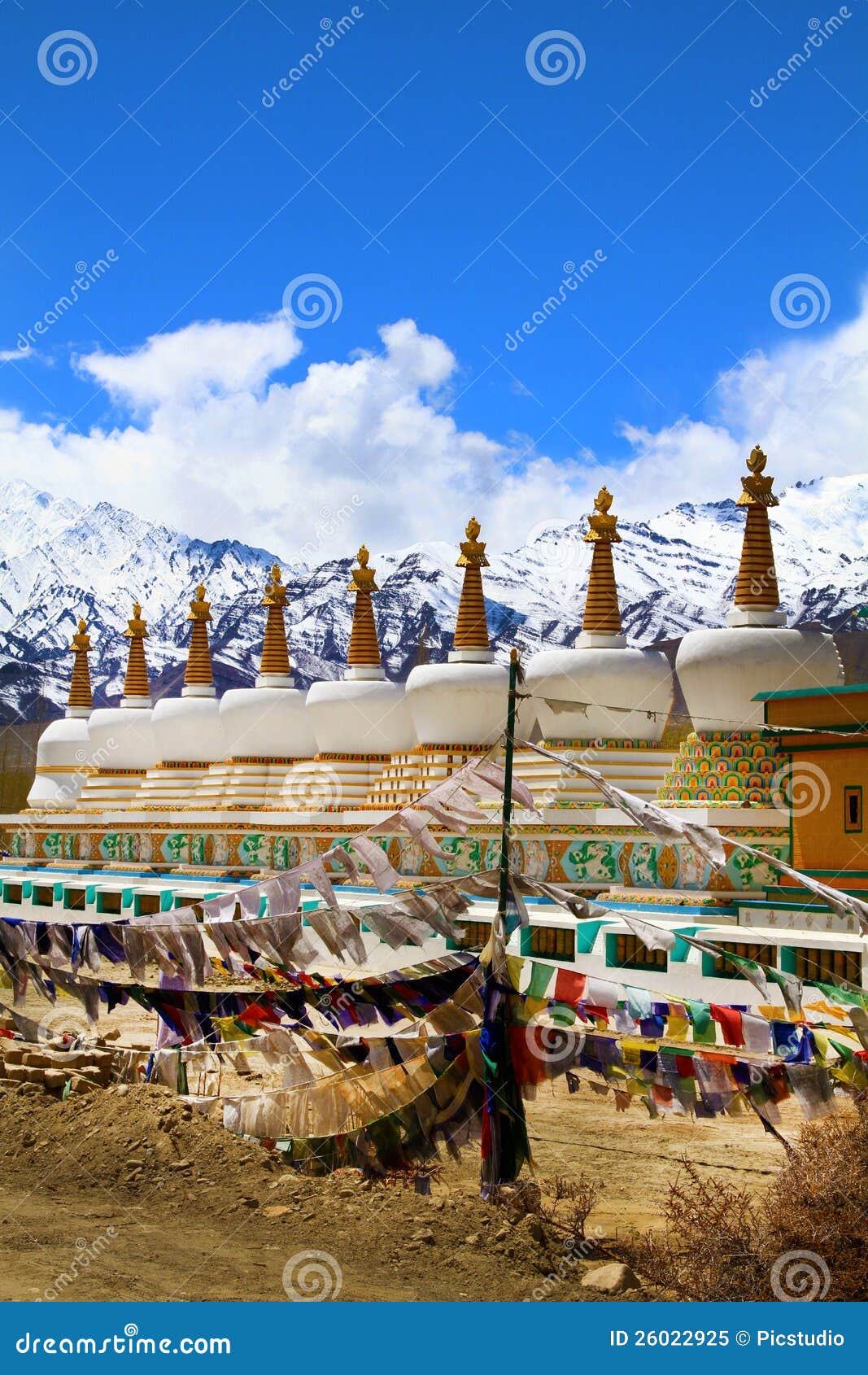 Buddhist gompas stock image. Image of lineup, covered - 26022925