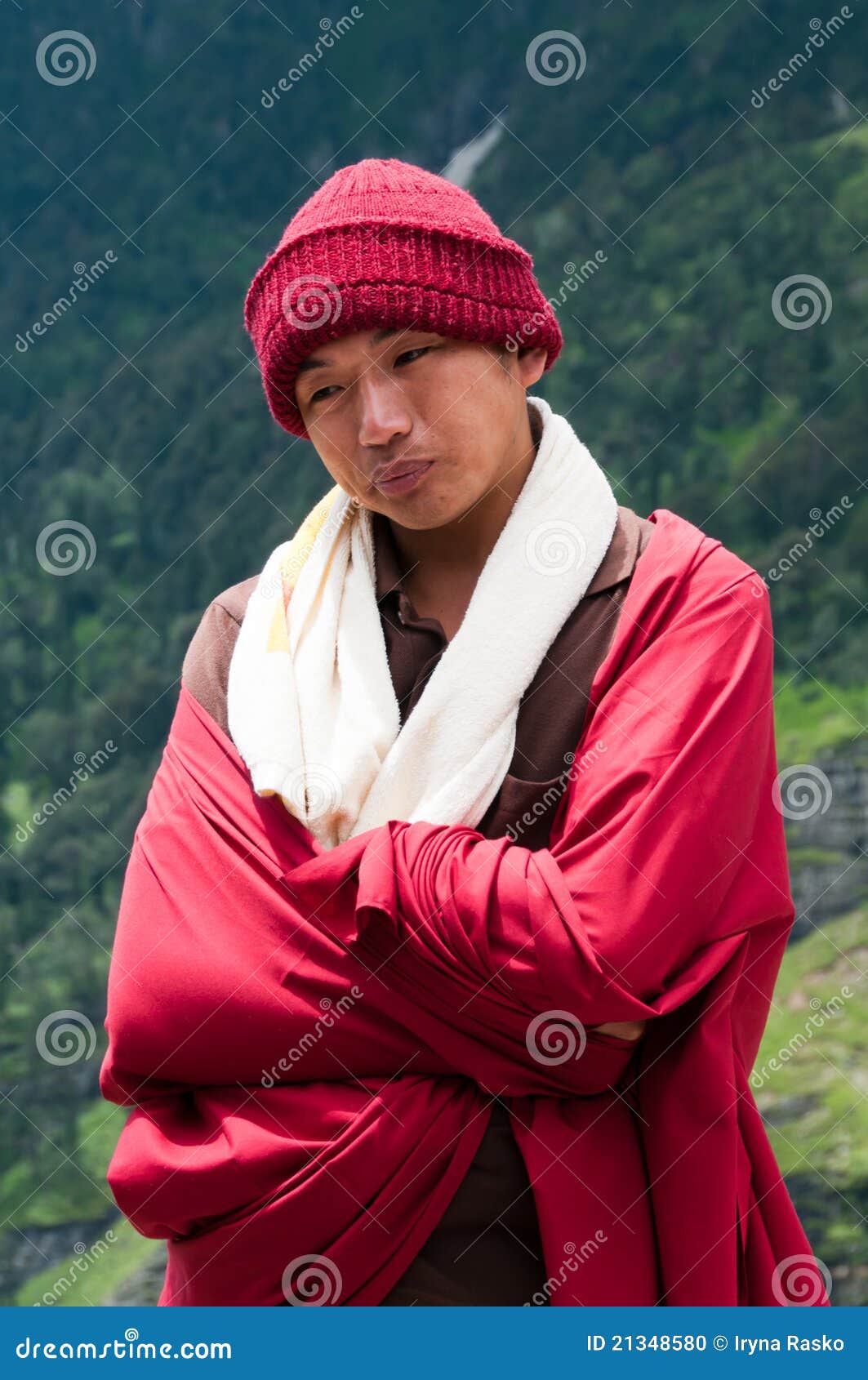 Buddhist Monk in Red Bound Cap Editorial Image - Image of reflection ...