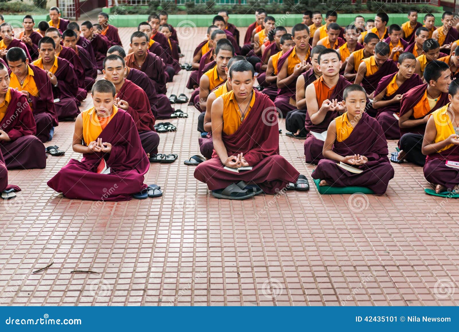 Buddhist Monks editorial photo. Image of peaceful, monastery - 42435101