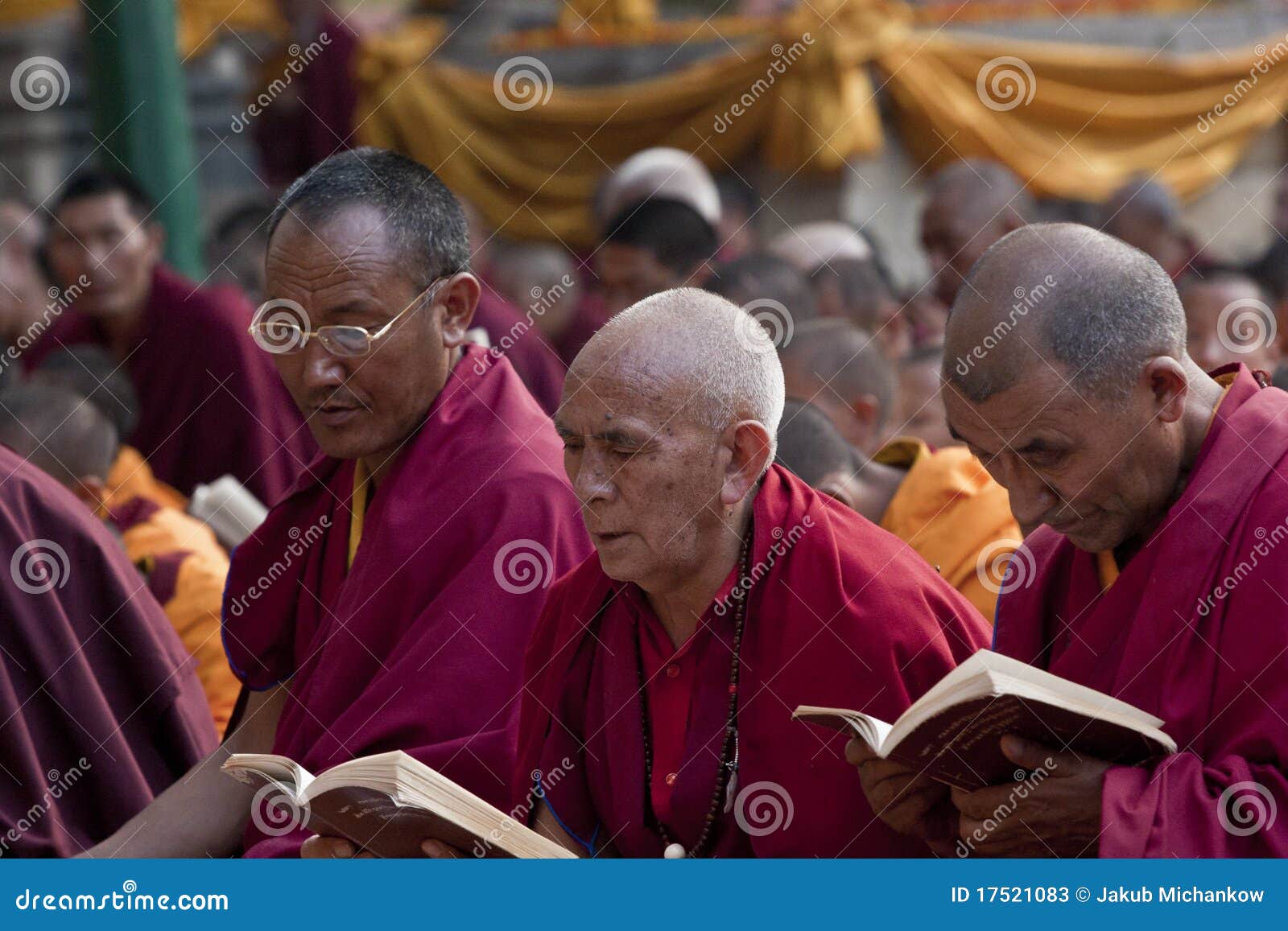 Buddhist Monks Praying editorial stock photo. Image of ceremony - 17521083