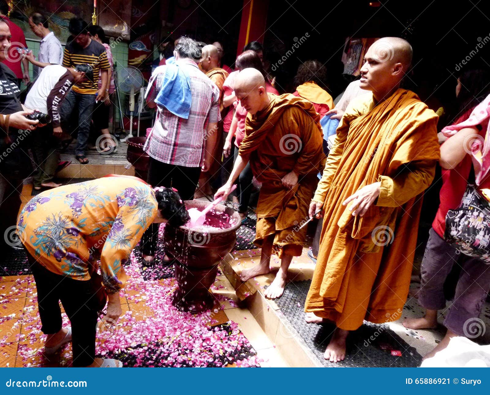 Buddhist Religious Ceremony Editorial Photo - Image of display, atrium ...