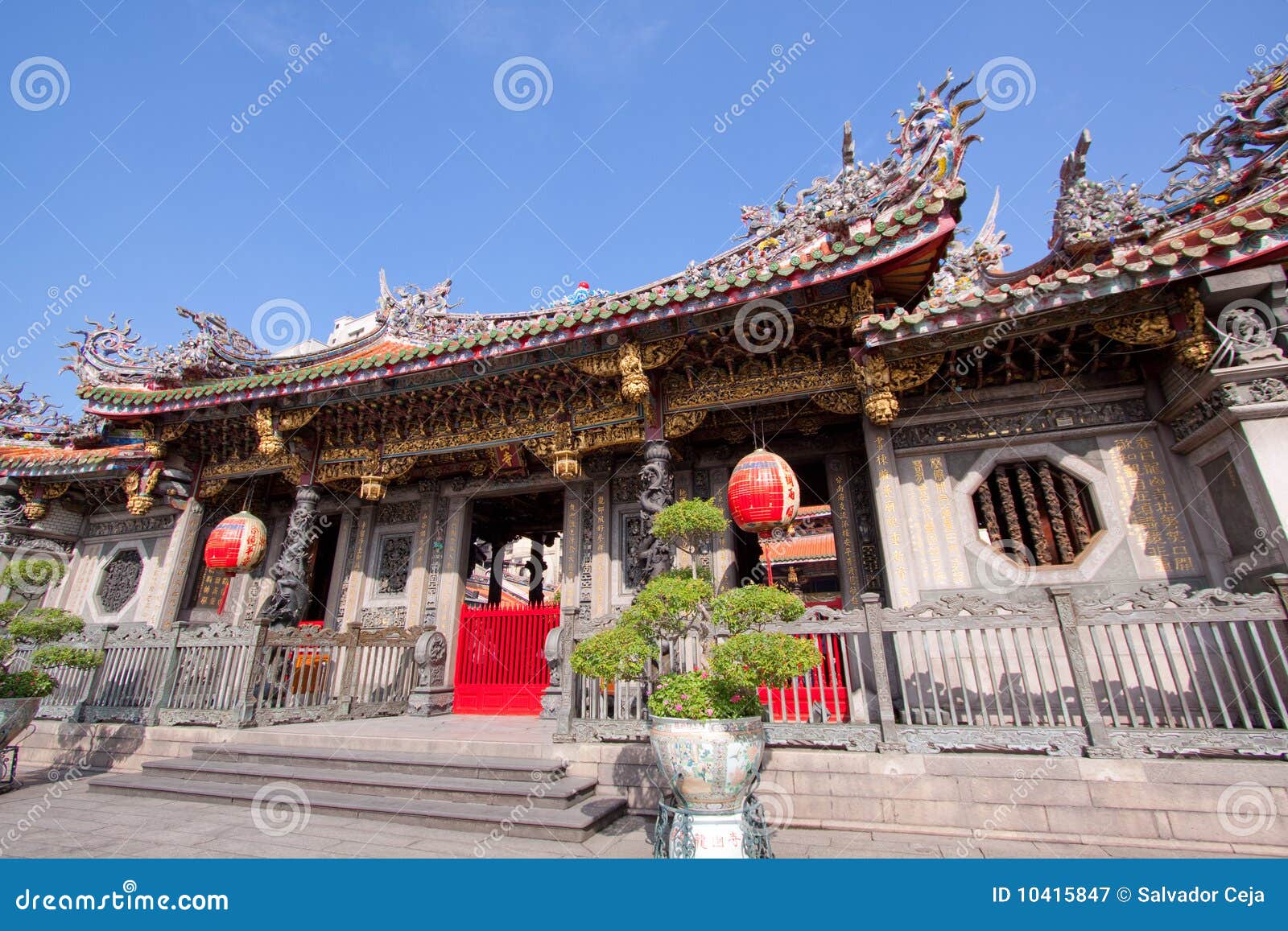 Buddhist temple building stock image. Image of republic - 10415847