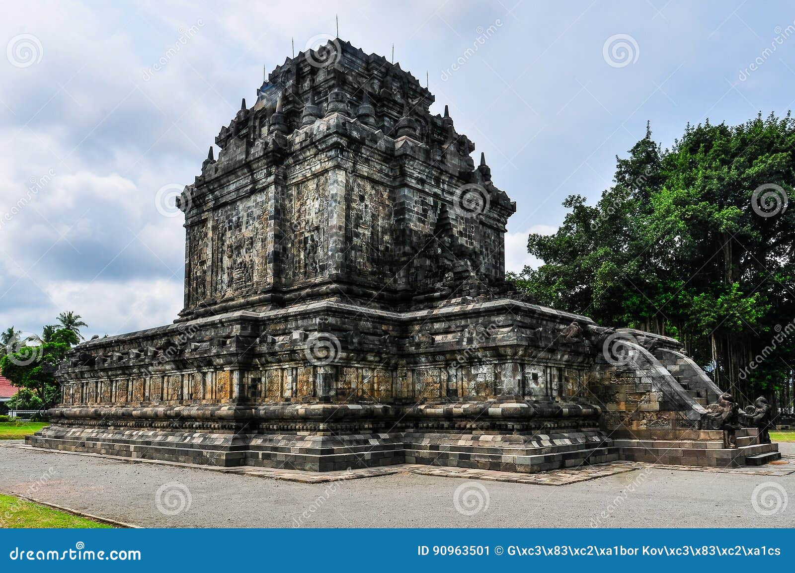 Buddhist Temple in Mendut Near Borobudur, Indonesia Stock Image - Image ...