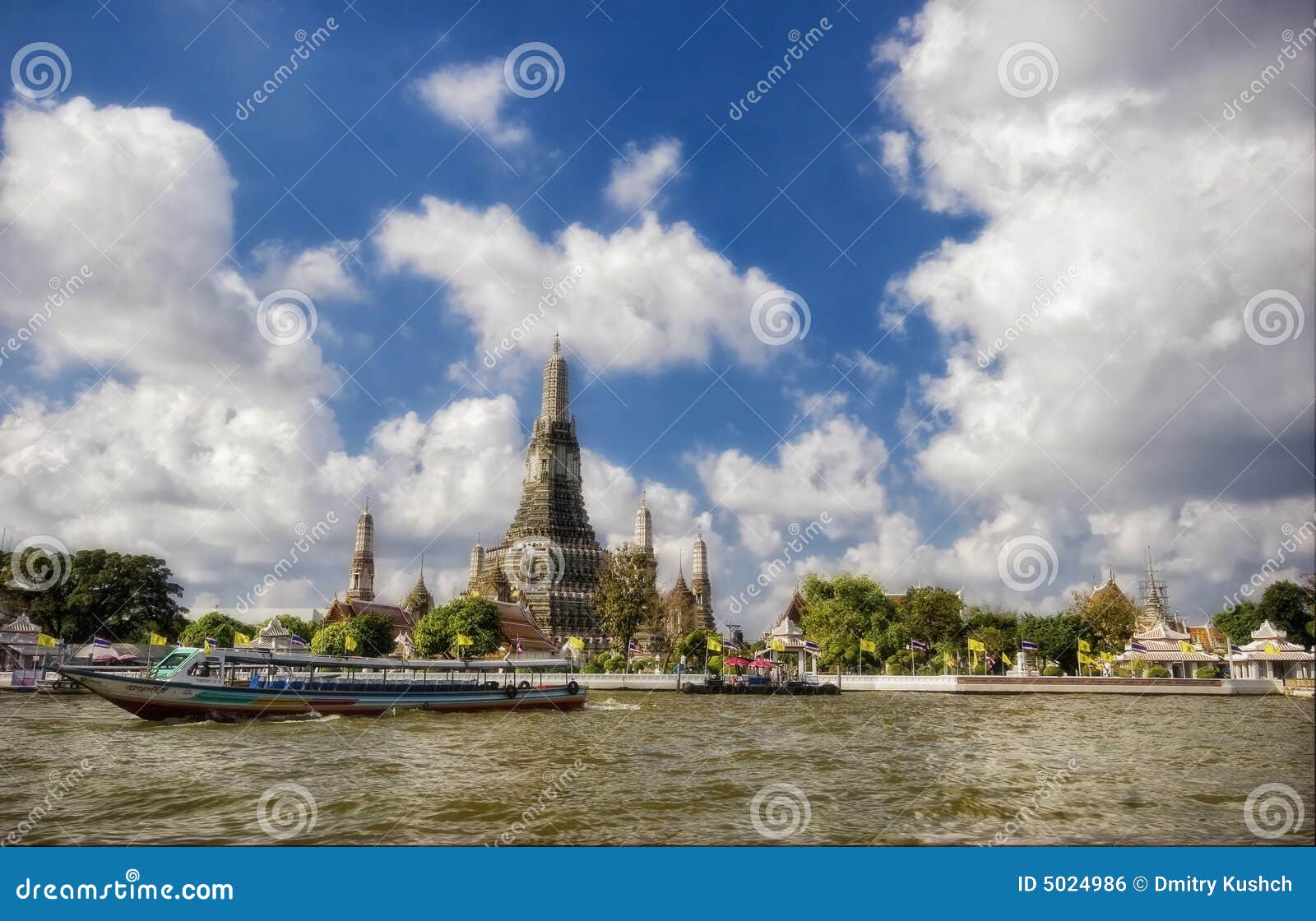 Buddhist Temple on the River Stock Photo - Image of river, home: 5024986