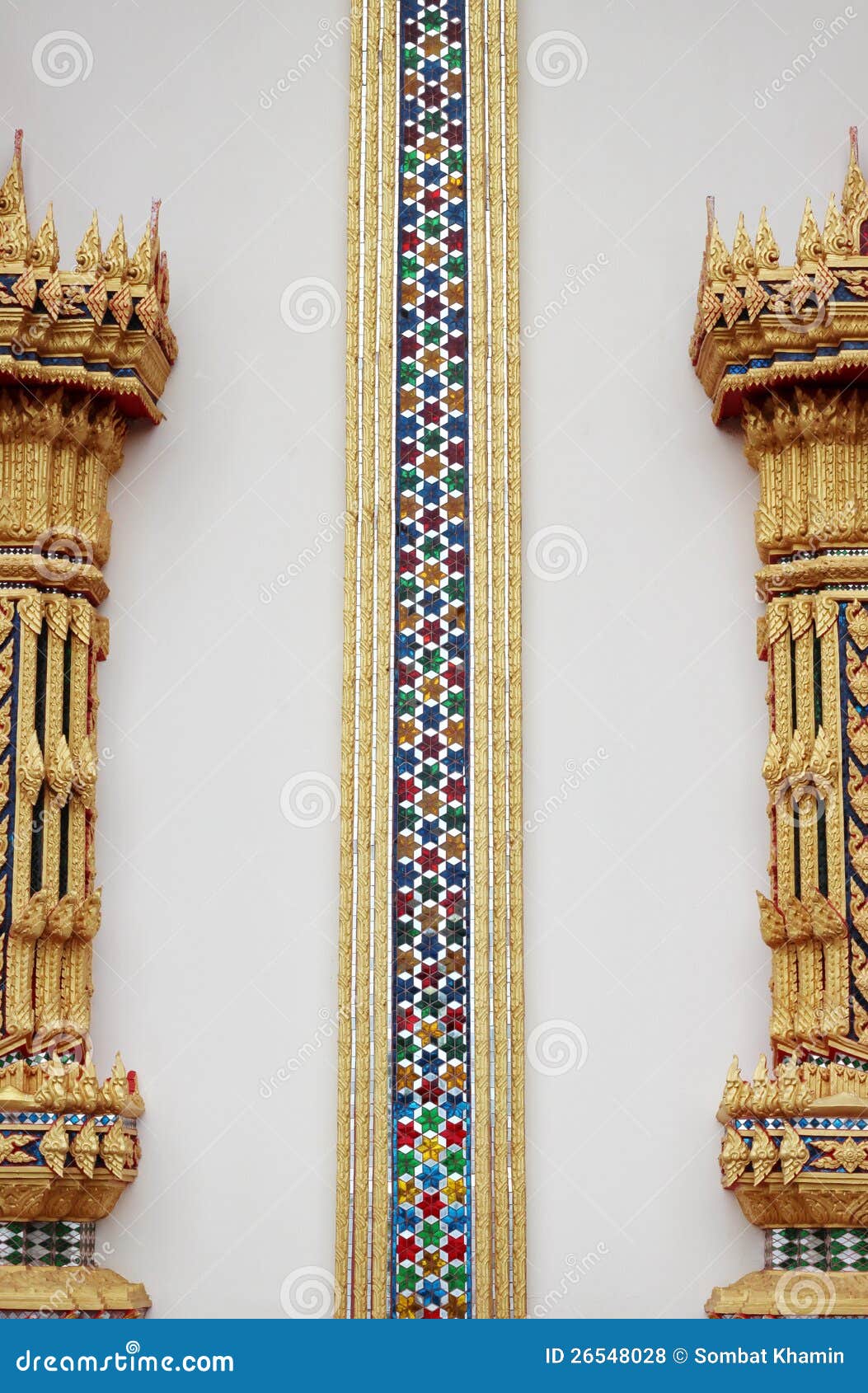 Buddhist Thai Church Column Stock Photo - Image of decoration, buddhism ...