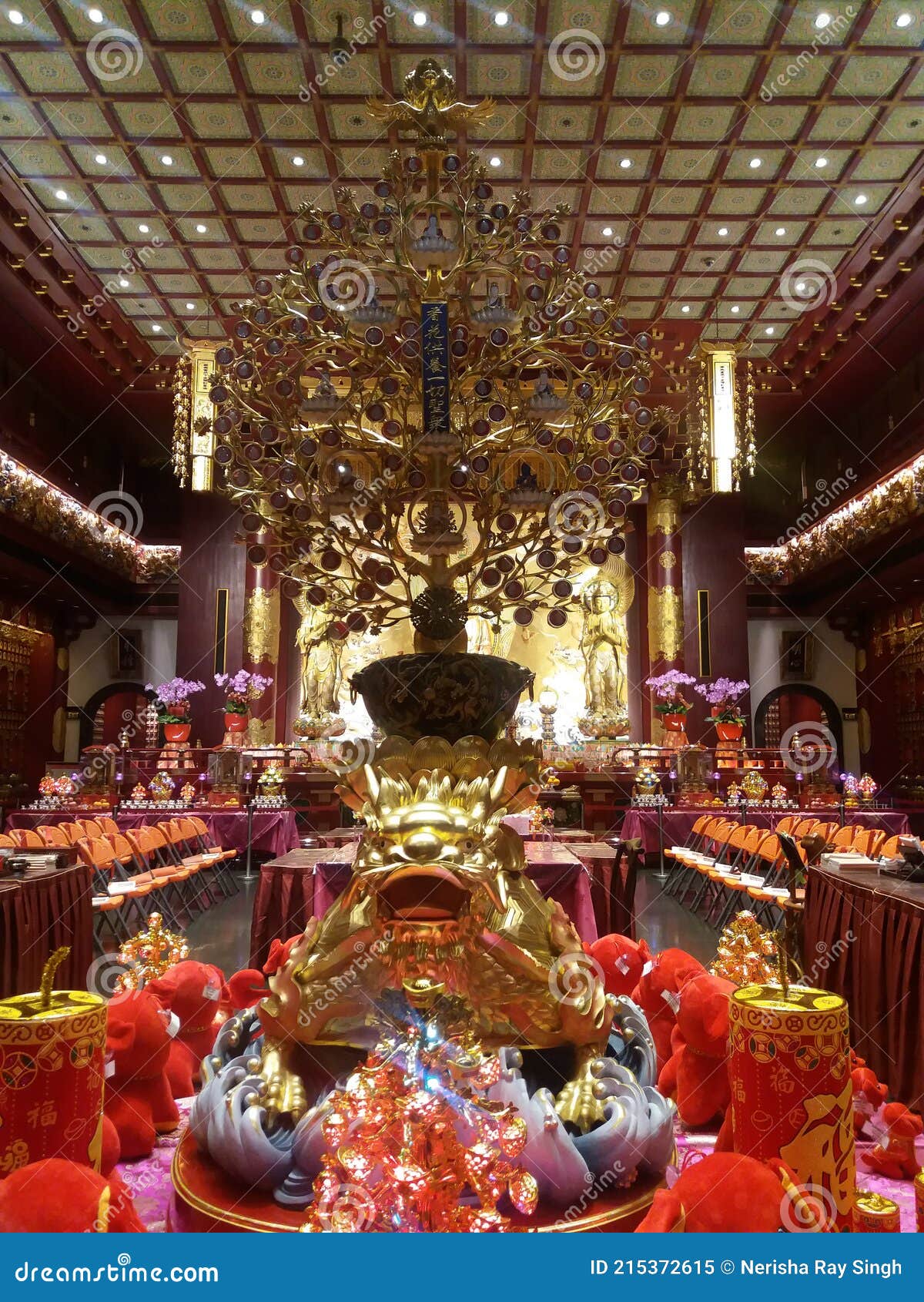 Buddhist Tooth Relic Temple - Singapore Editorial Image - Image of ...