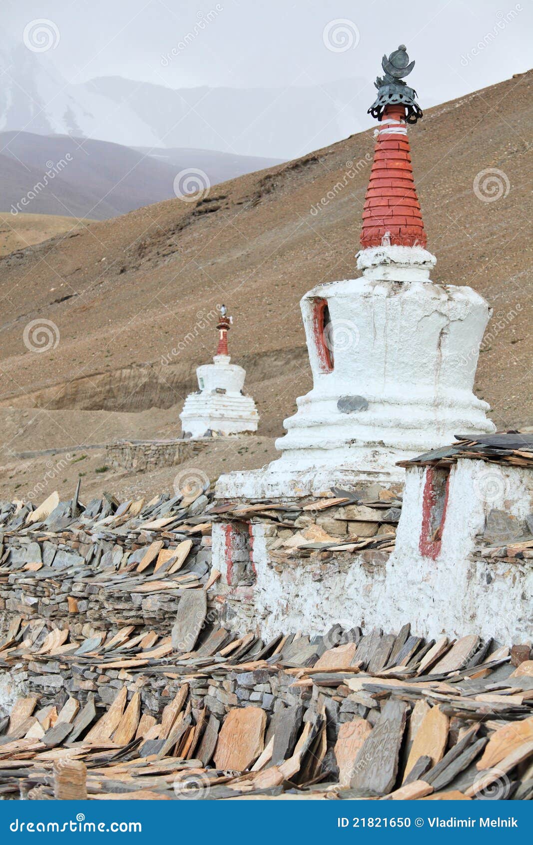 Buddhistic Stupas (chorten) in the Himalayas Stock Photo - Image of ...