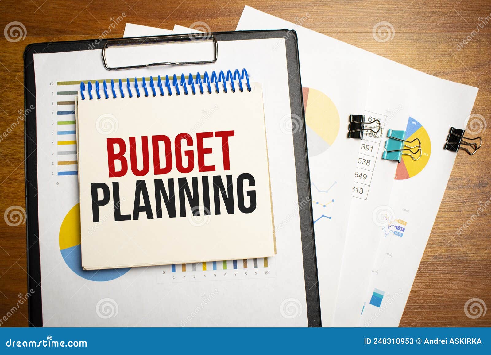 BUDGET PLANNING is Written on a Notepad on an Office Desk Stock Image ...