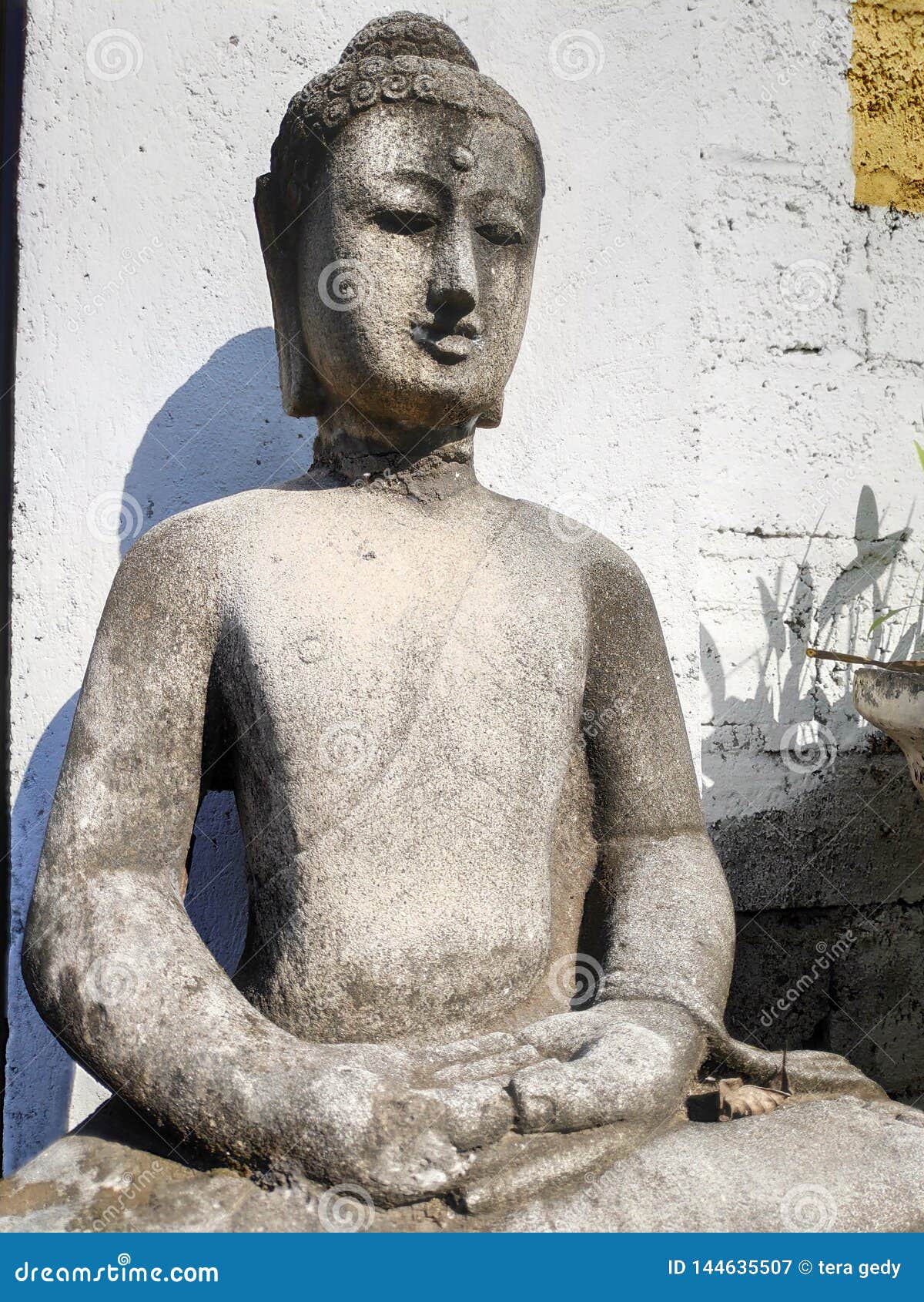 Budha sitting statue stock image. Image of statue, budha - 144635507