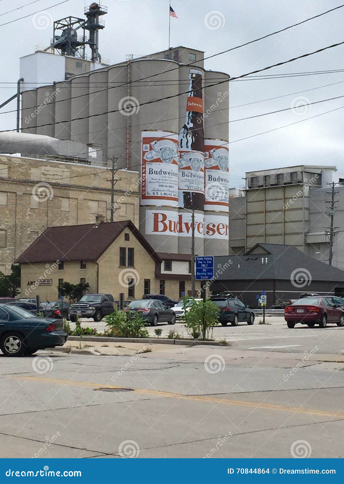 Budweiser factory editorial stock image. Image of beer - 70844864