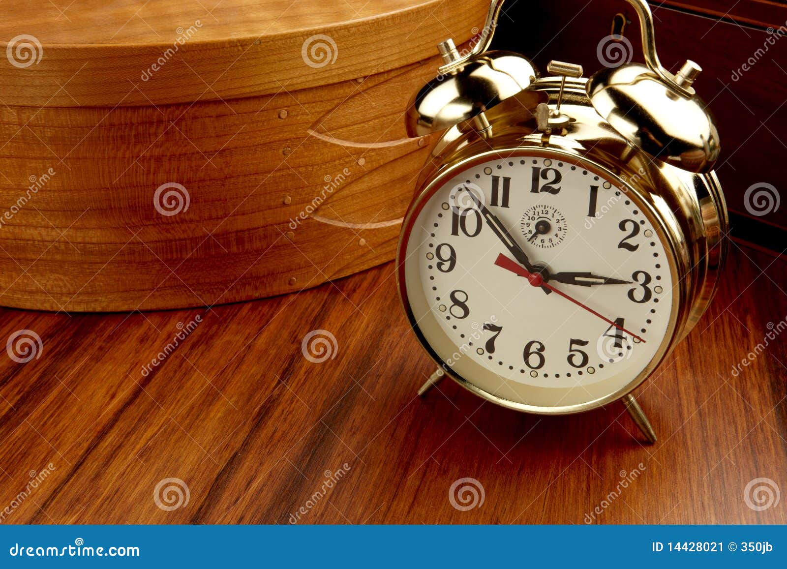 Budzik obraz stock. Obraz złożonej z klasyk, dzwon, godzina - 14428021