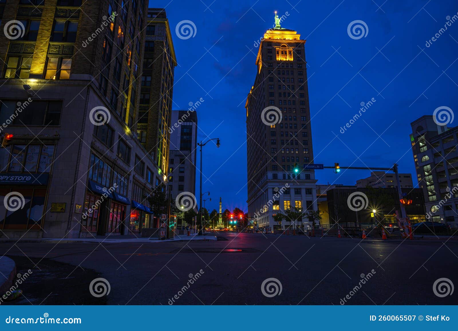 Buffalo City at Night editorial photography. Image of summer - 260065507
