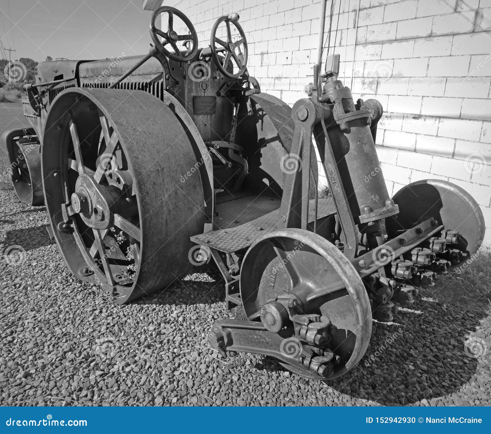 Buffalo Springfield Steam Roller Machinery Back View Stock Photo ...