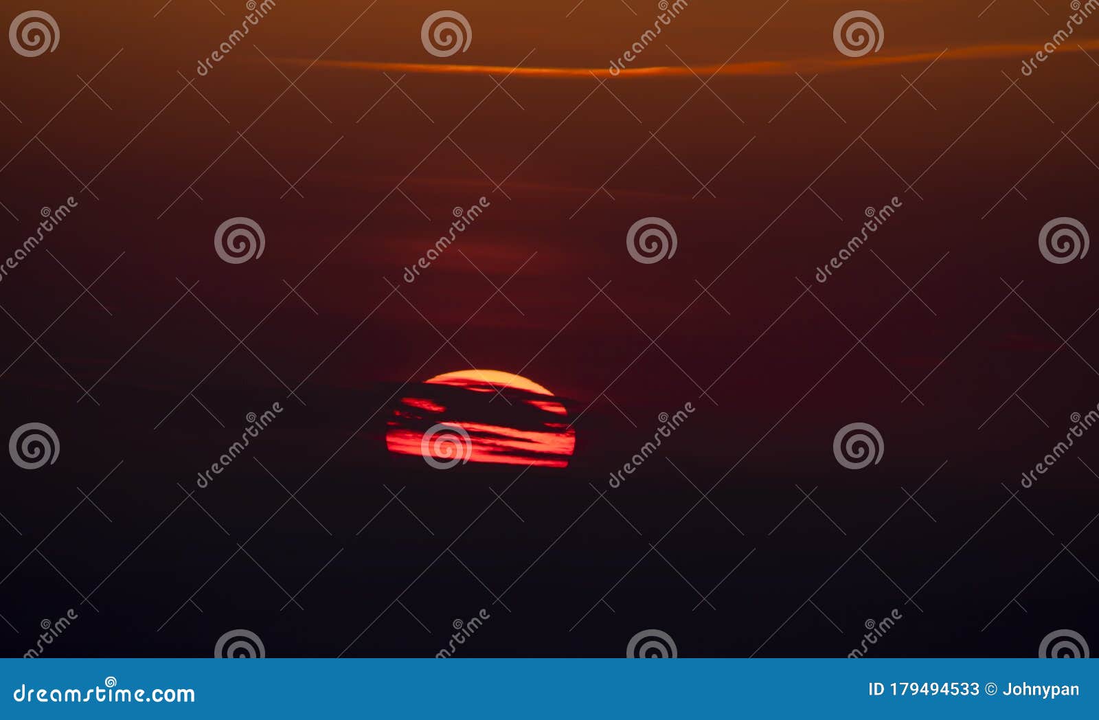 Bug Sun at Sunset with Clouds Stock Image - Image of morning, sunset ...