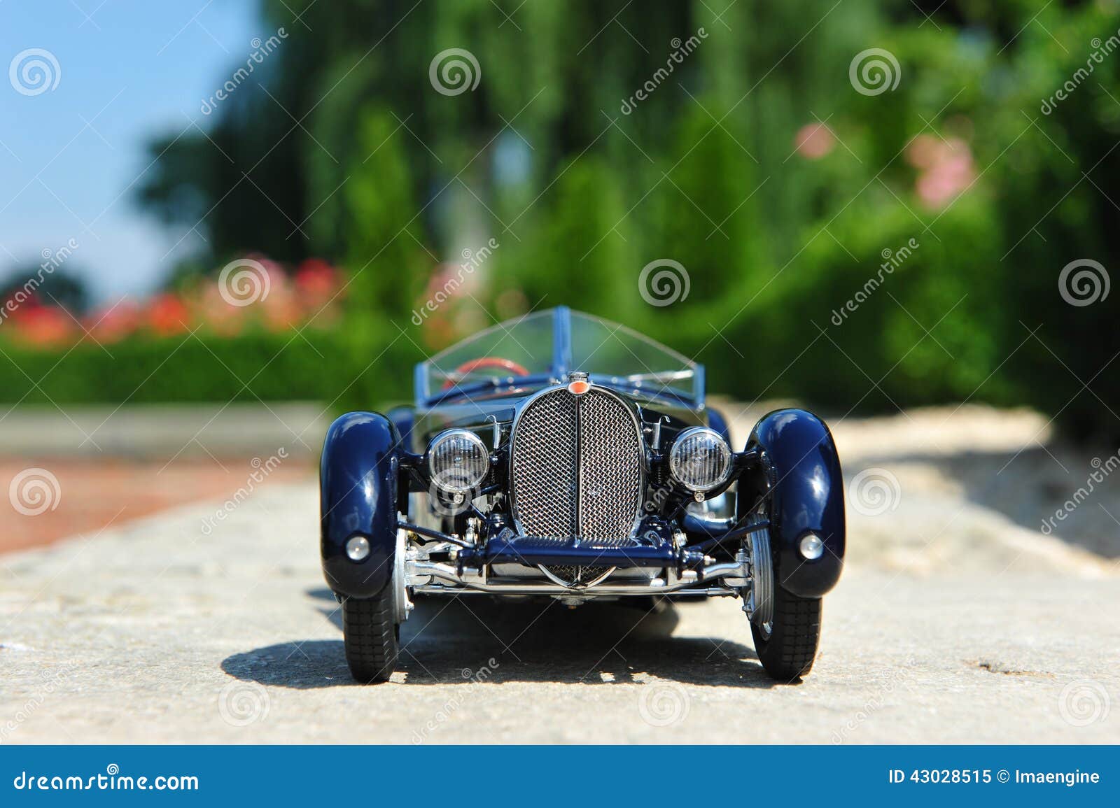 Bugatti 57 SC Corsica Roadster - Front View Stock Image - Image of ...