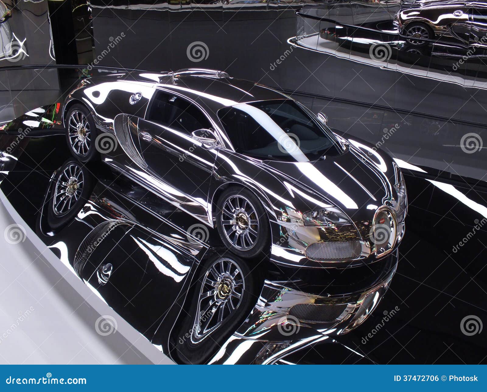 Bugatti veyron editorial photo. Image of transport, chrome - 37472706