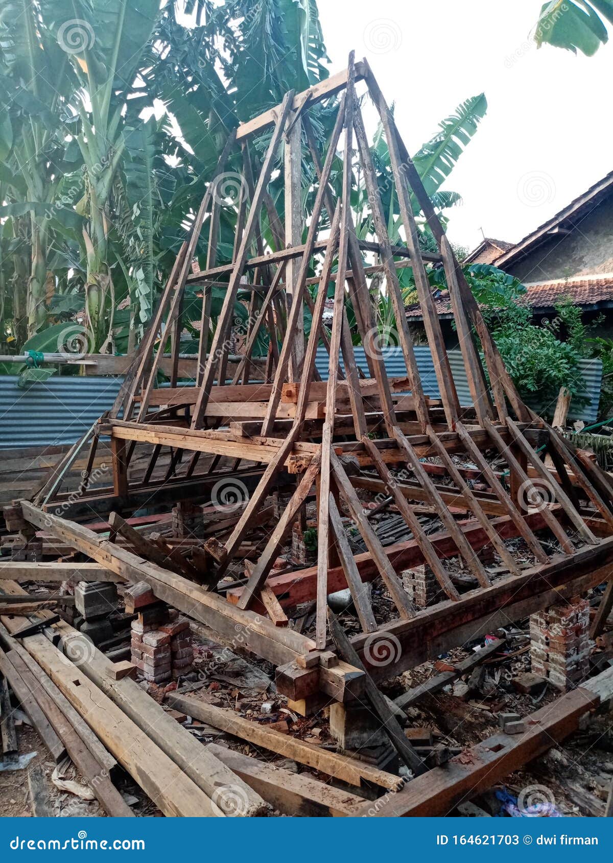 Build a Rooftop on Stilts that is almost Ready. Stock Image - Image of ...