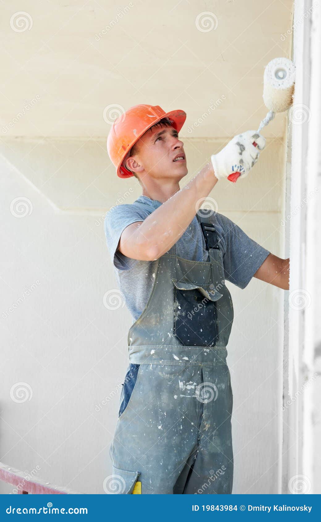 Builder Facade Plasterer Worker Stock Photo - Image of roller ...