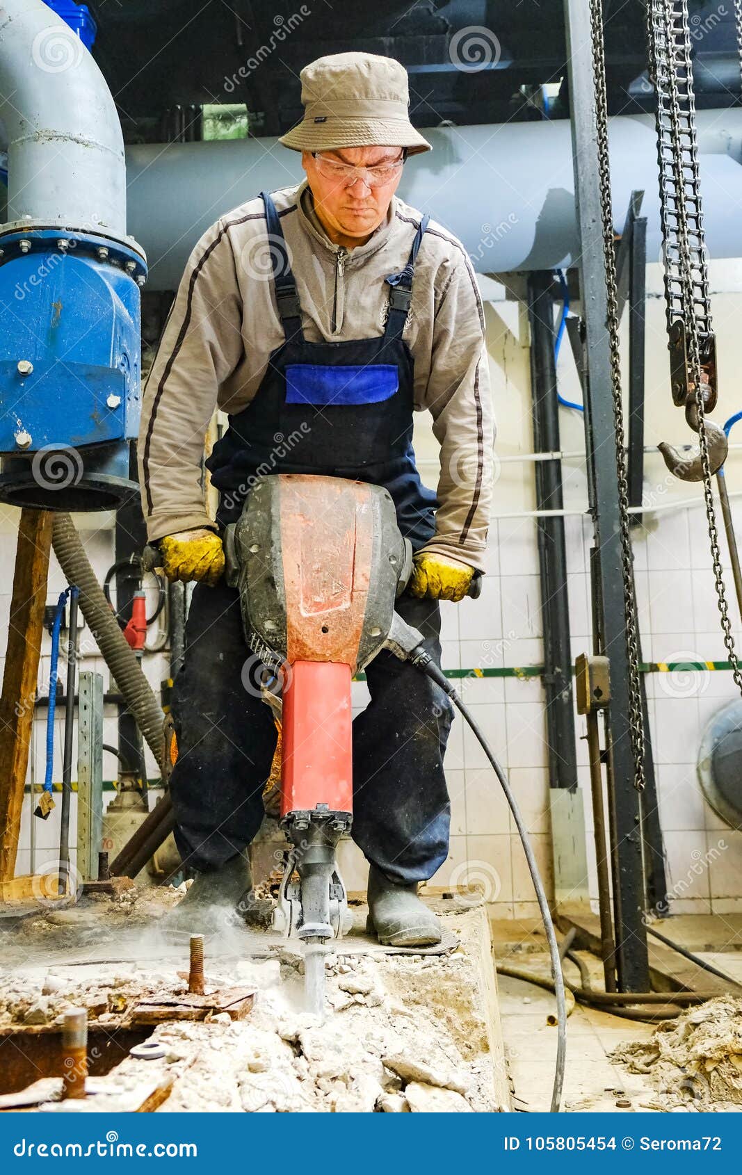 Builder with a hammer stock photo. Image of people, service - 105805454