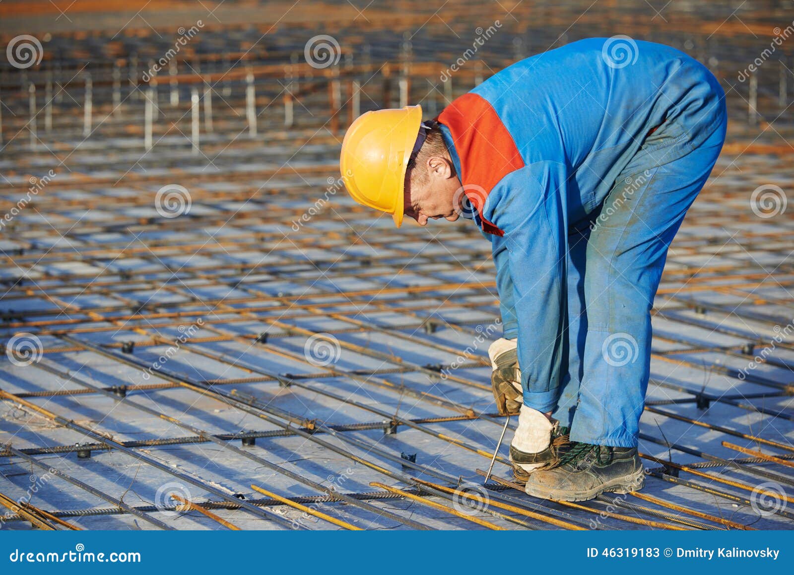 Builder Making Reinforcement for Concrete Stock Image - Image of ...