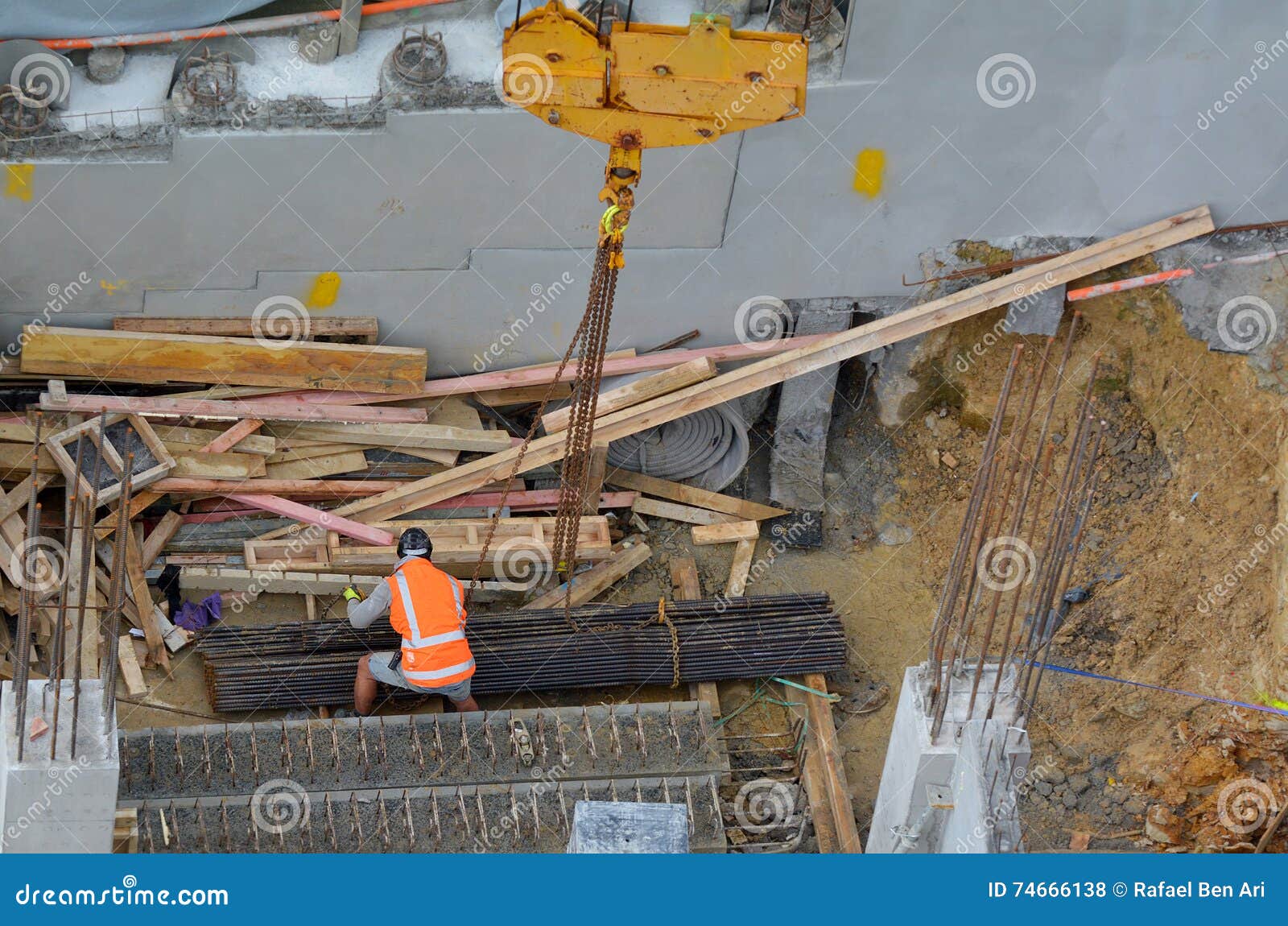 Builder Release Metal Frames From A Crane Lifting Cable Hook Stock ...