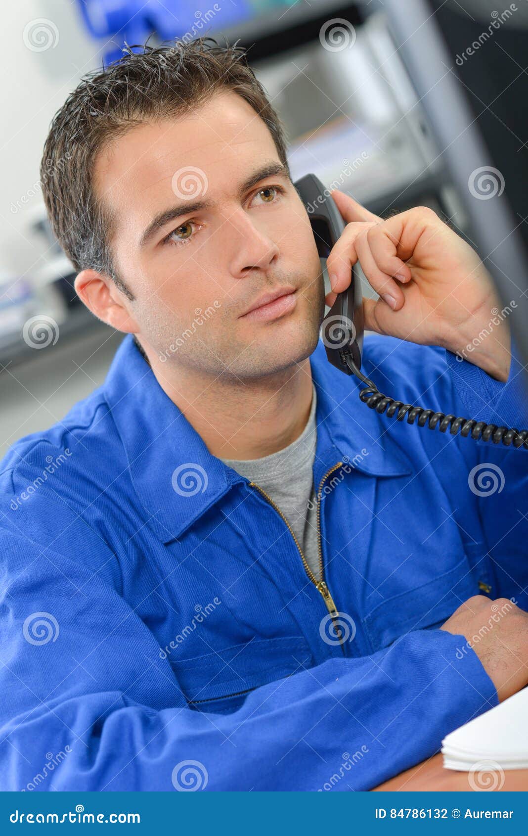 Builder Speaker To Customer Over Phone Stock Photo - Image of talk ...