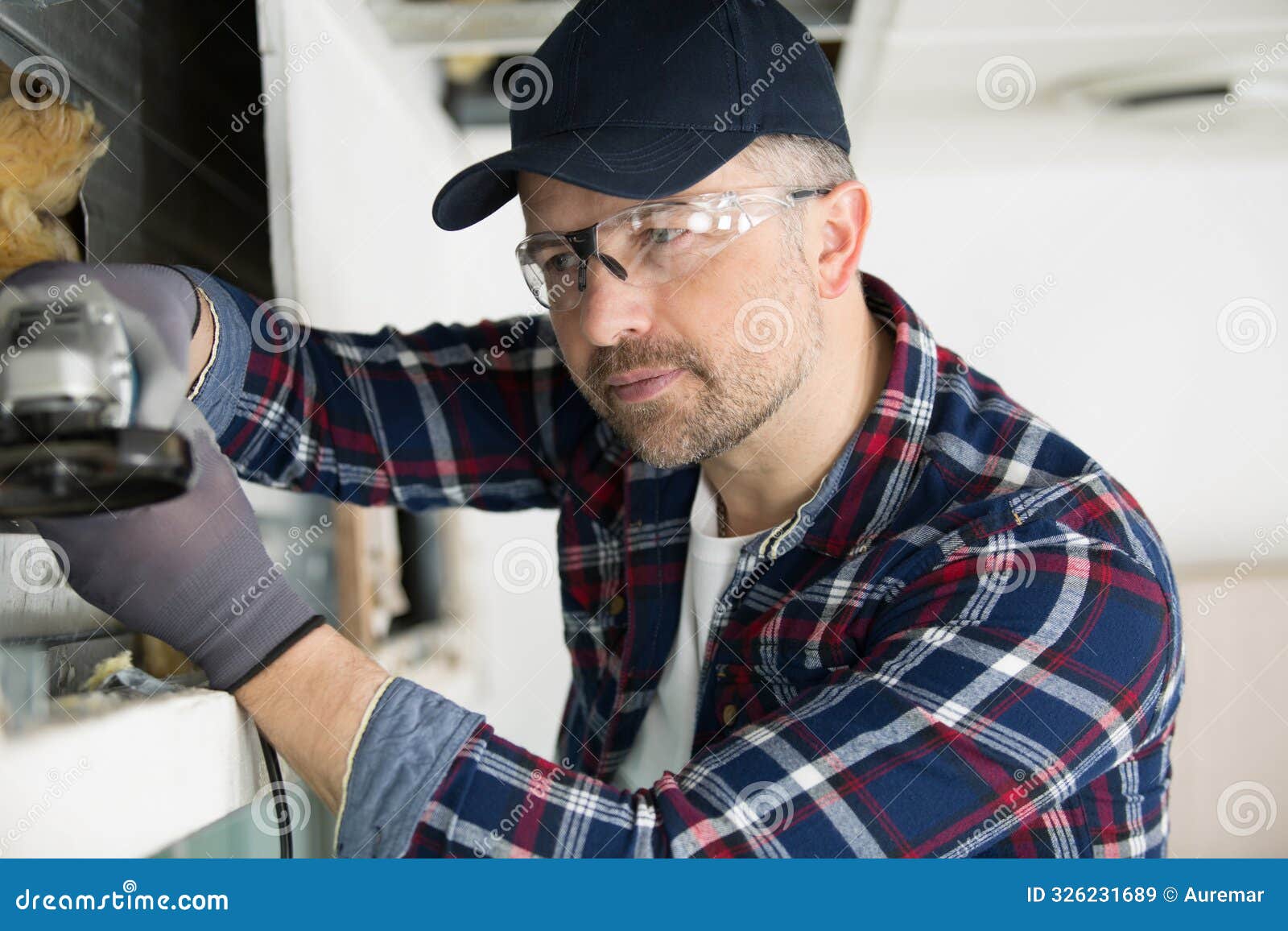 Builder Using Angle Grinder Stock Image - Image of galvanized, board ...