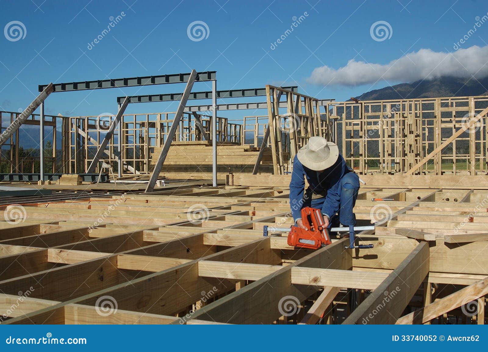 Builder at work stock photo. Image of tradesman, builds - 33740052
