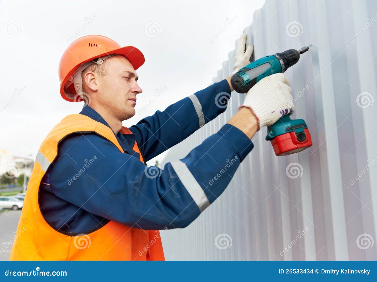 Builder Worker Assembling Metal Construction Stock Photo - Image of ...
