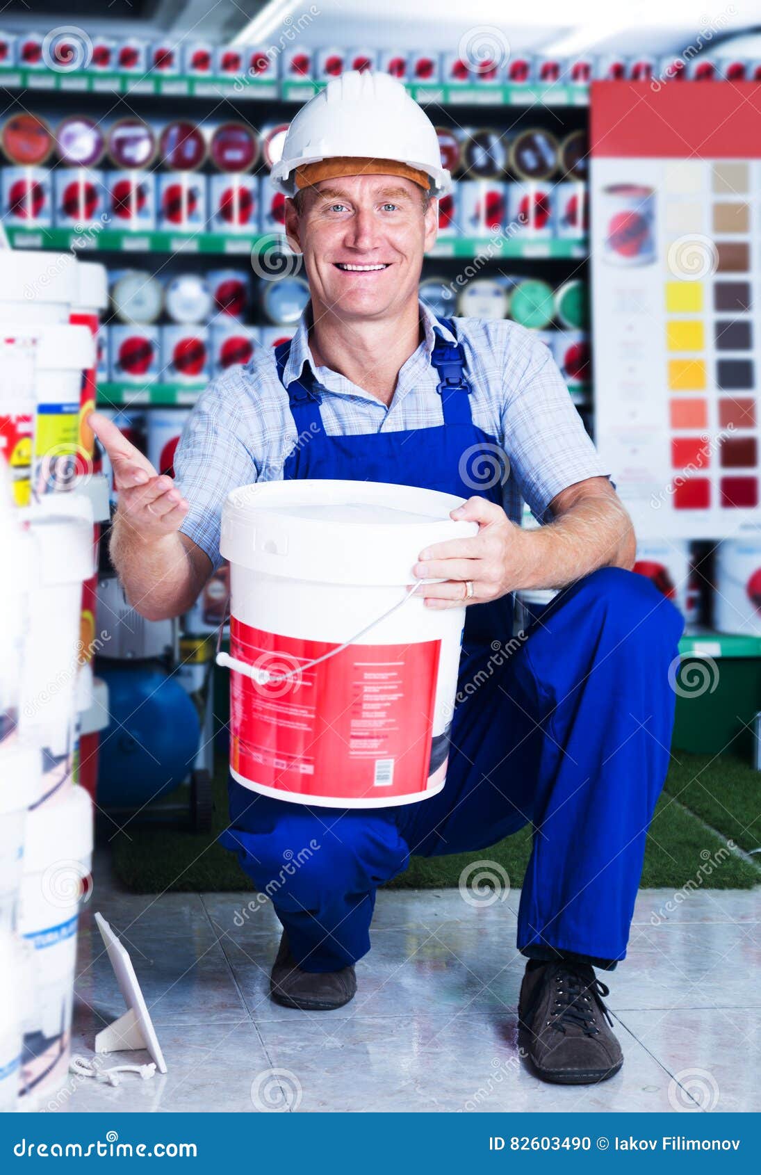 Builder Workman in Household Store Stock Photo - Image of merchandise ...