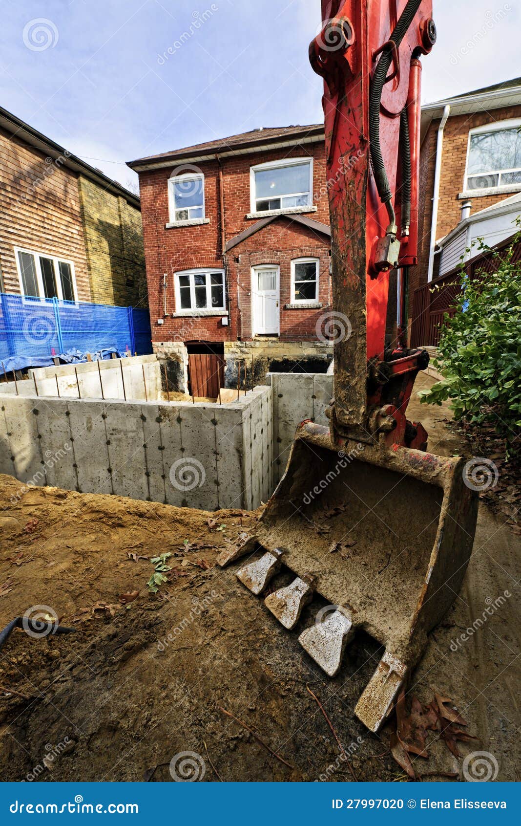 Building addition to home stock photo. Image of house - 27997020