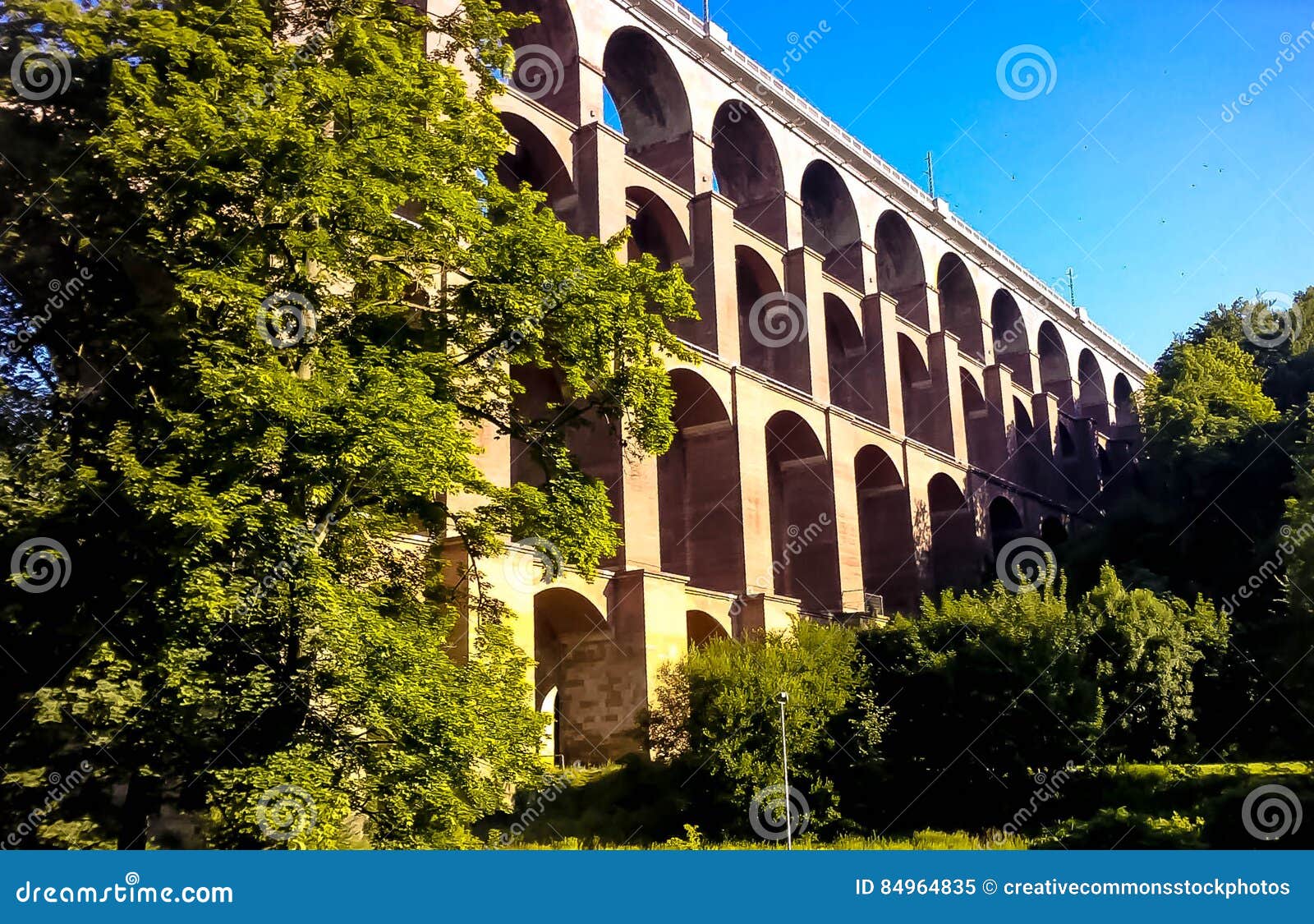 Building With Arched Openings Picture. Image: 84964835