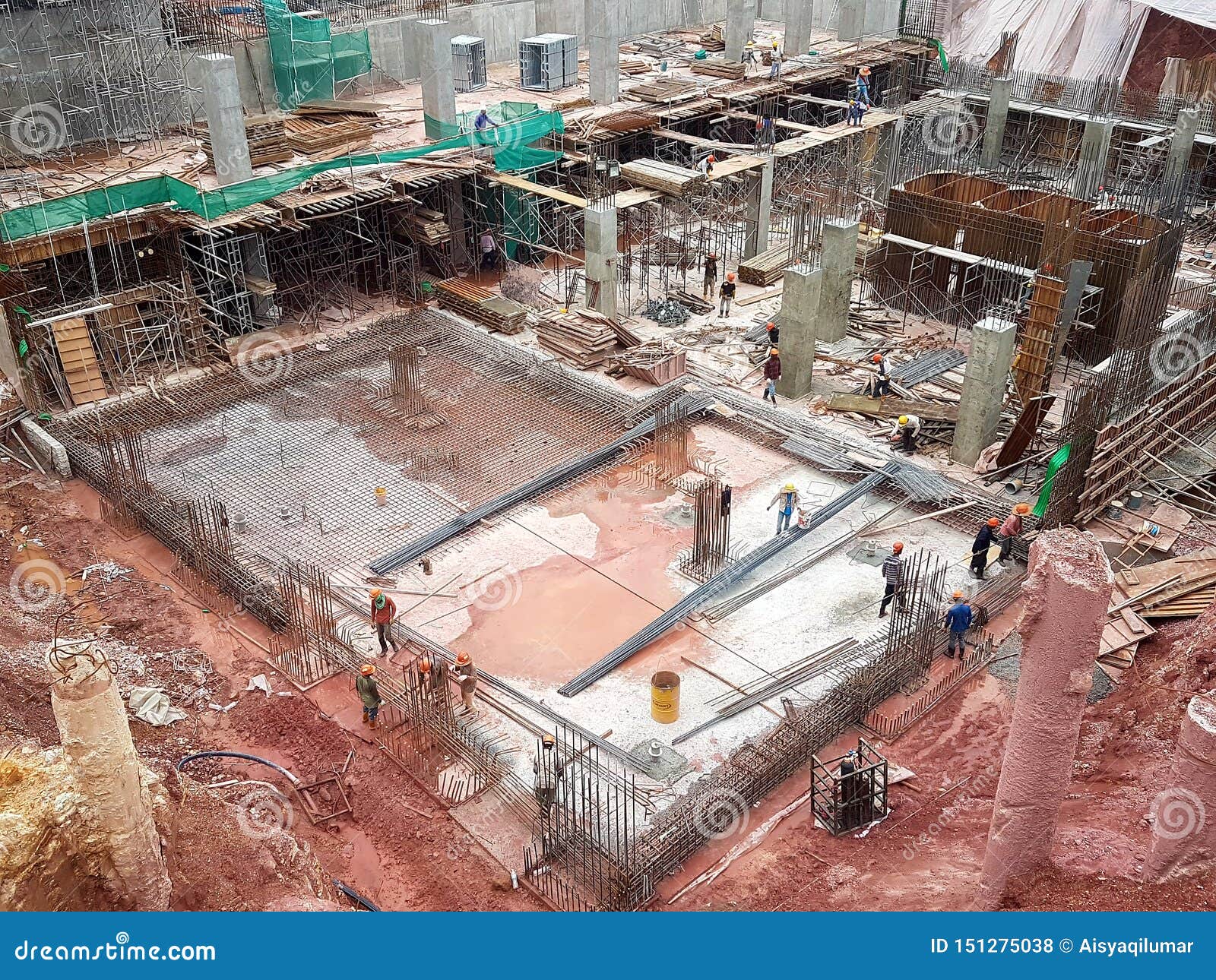 Building Basement Under Construction Using the Open Cut Method ...