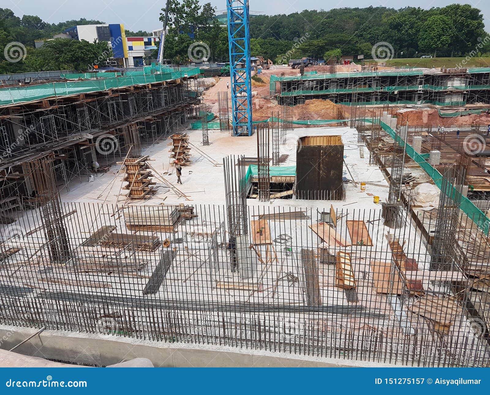 Building Basement Under Construction Using the Open Cut Method ...