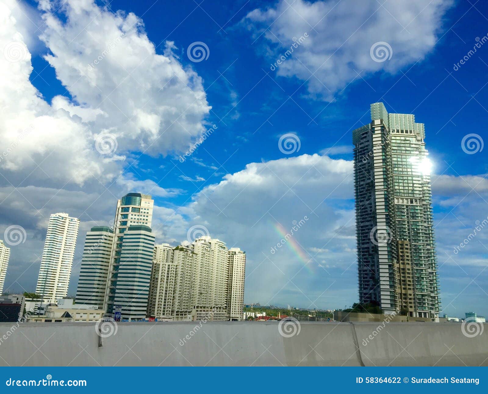 Building with blue sky editorial photography. Image of modern - 58364622