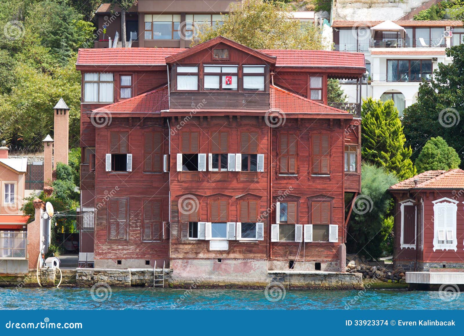 Building in Bosphorus Strait Stock Photo - Image of home, istanbul ...