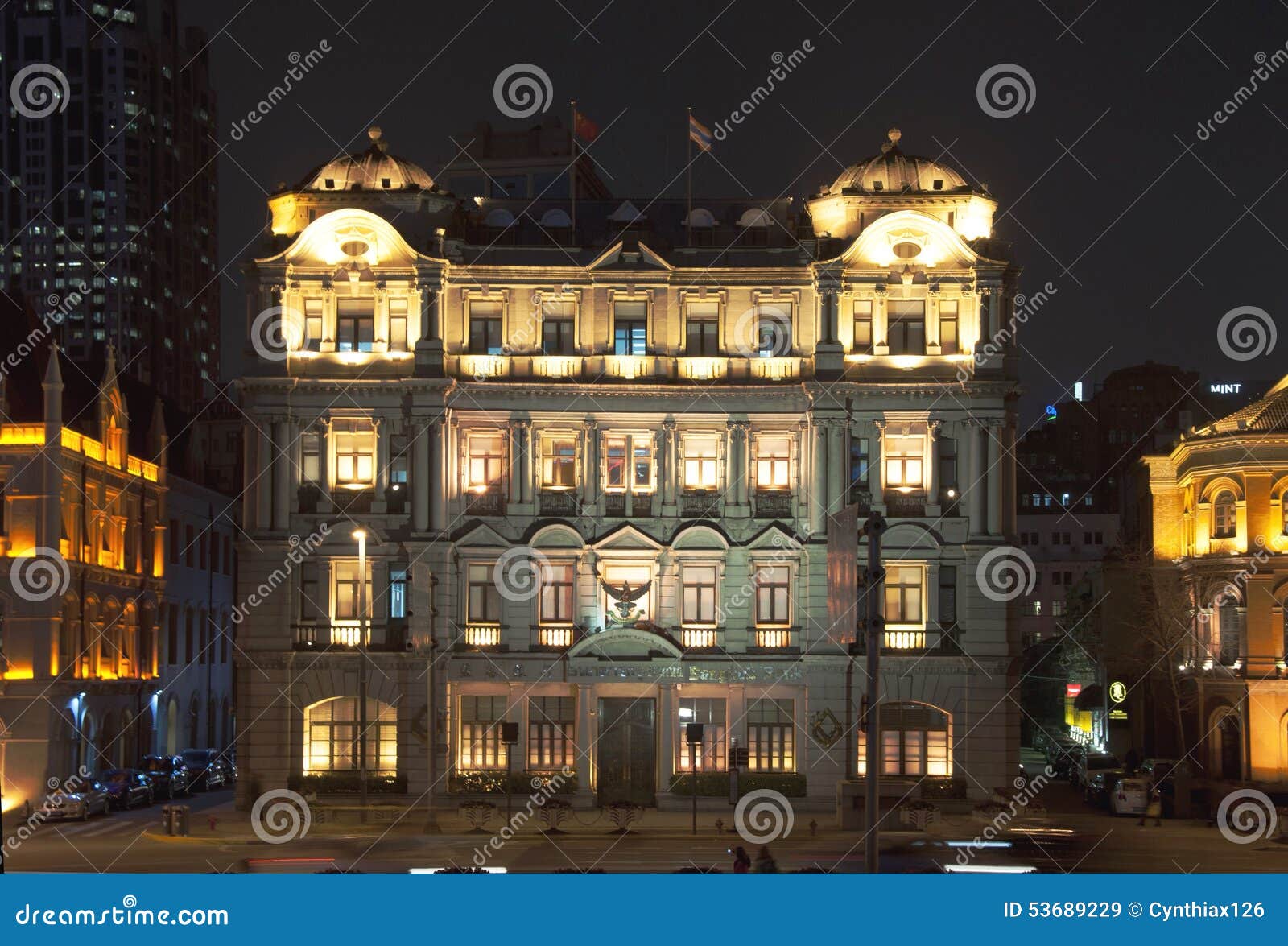 Building of the Bund in Shanghai Editorial Stock Image - Image of scene ...