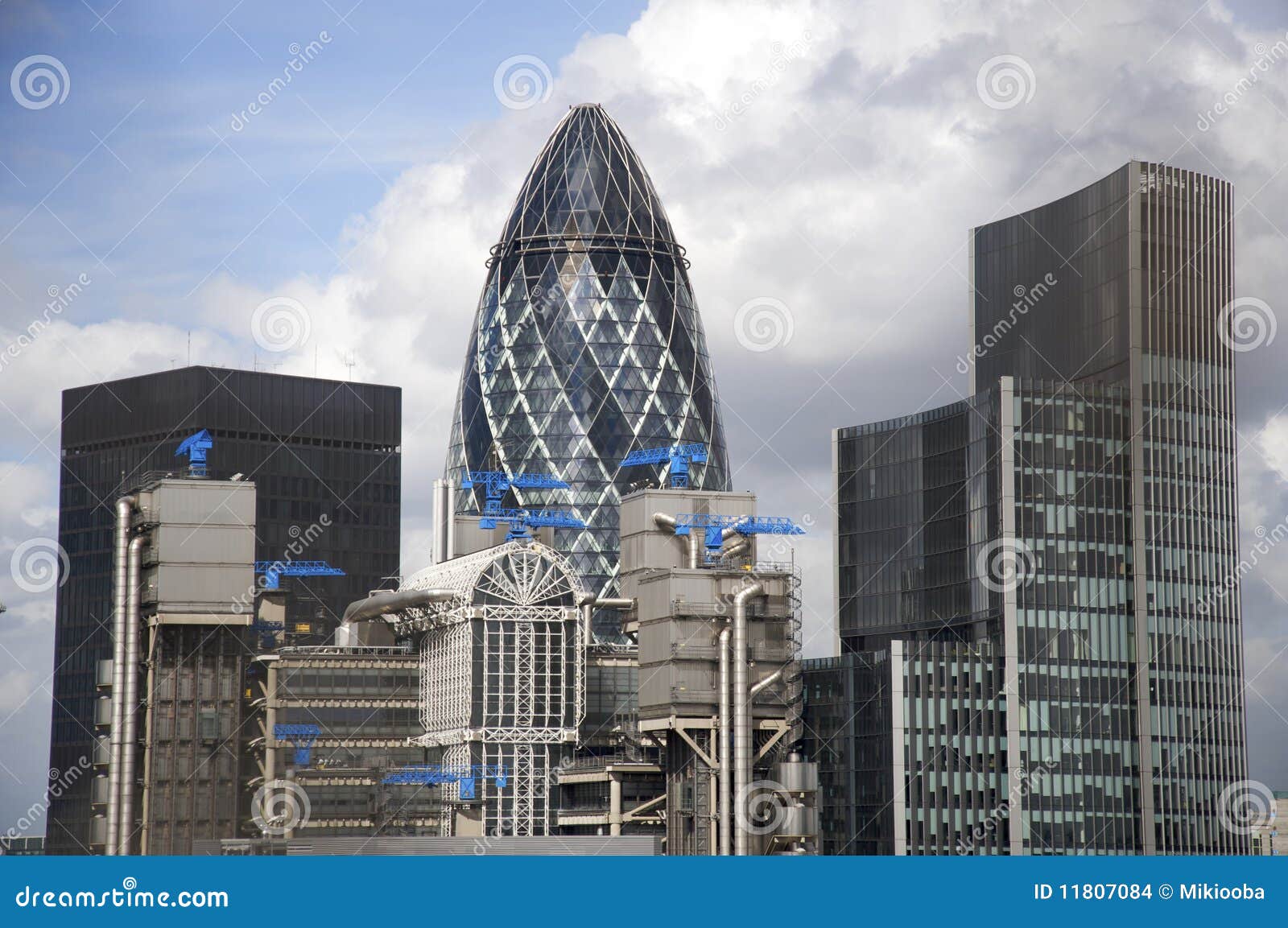 Building in the City of London Stock Photo - Image of commerce, britain ...