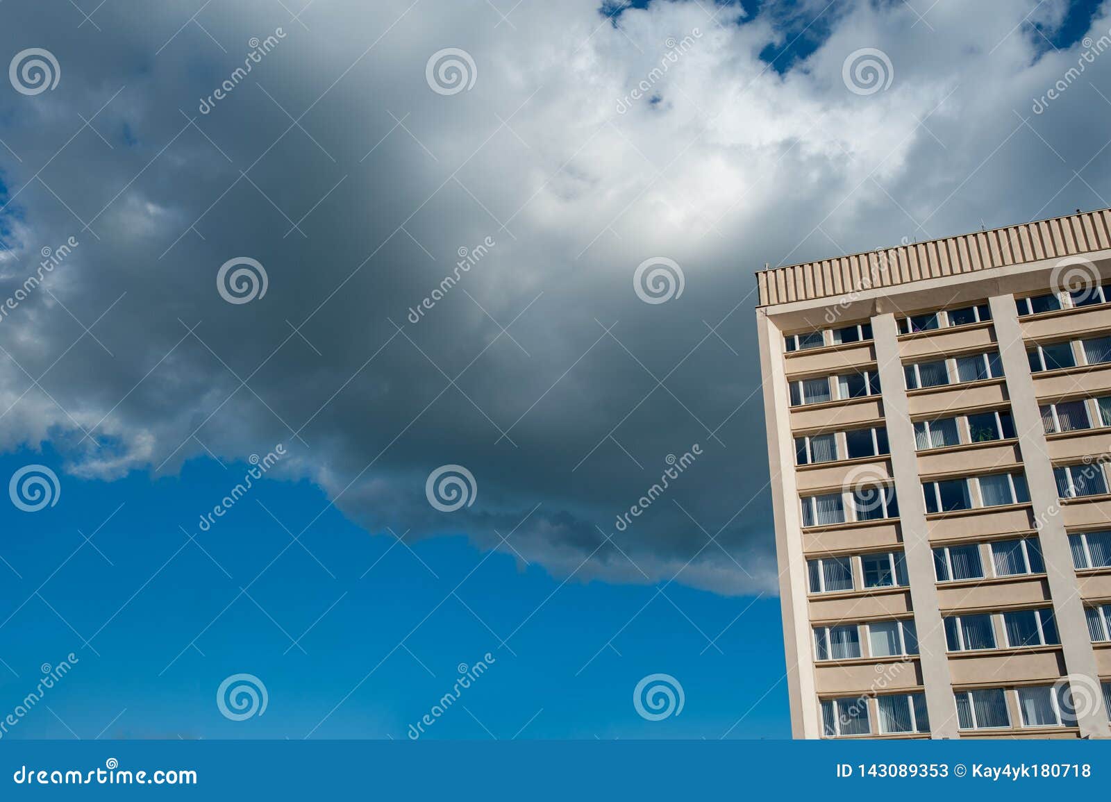 The Building in the Clouds, Towering Structure To the Sky, Punching the ...