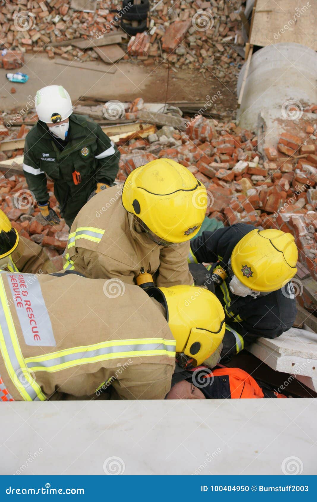 Building Collapse, Disaster Zone Editorial Image - Image of apartment ...