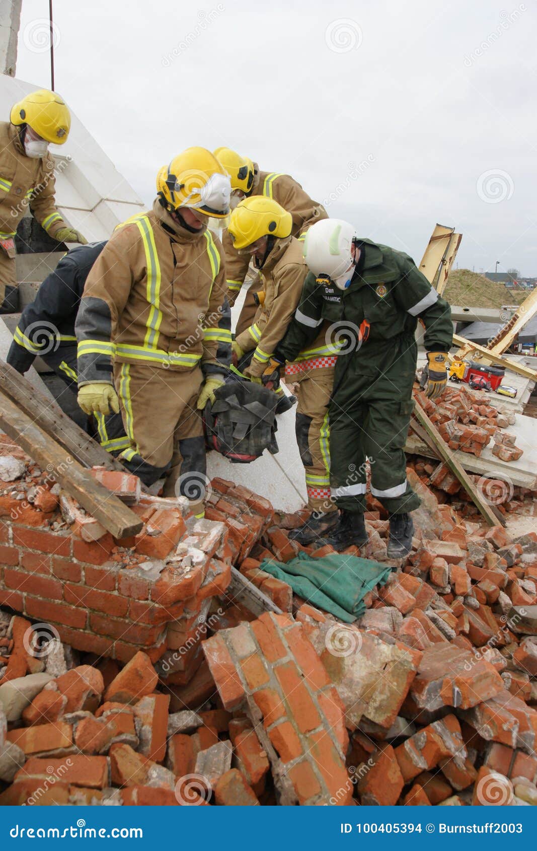 Building Collapse, Disaster Zone Editorial Stock Image - Image of ...