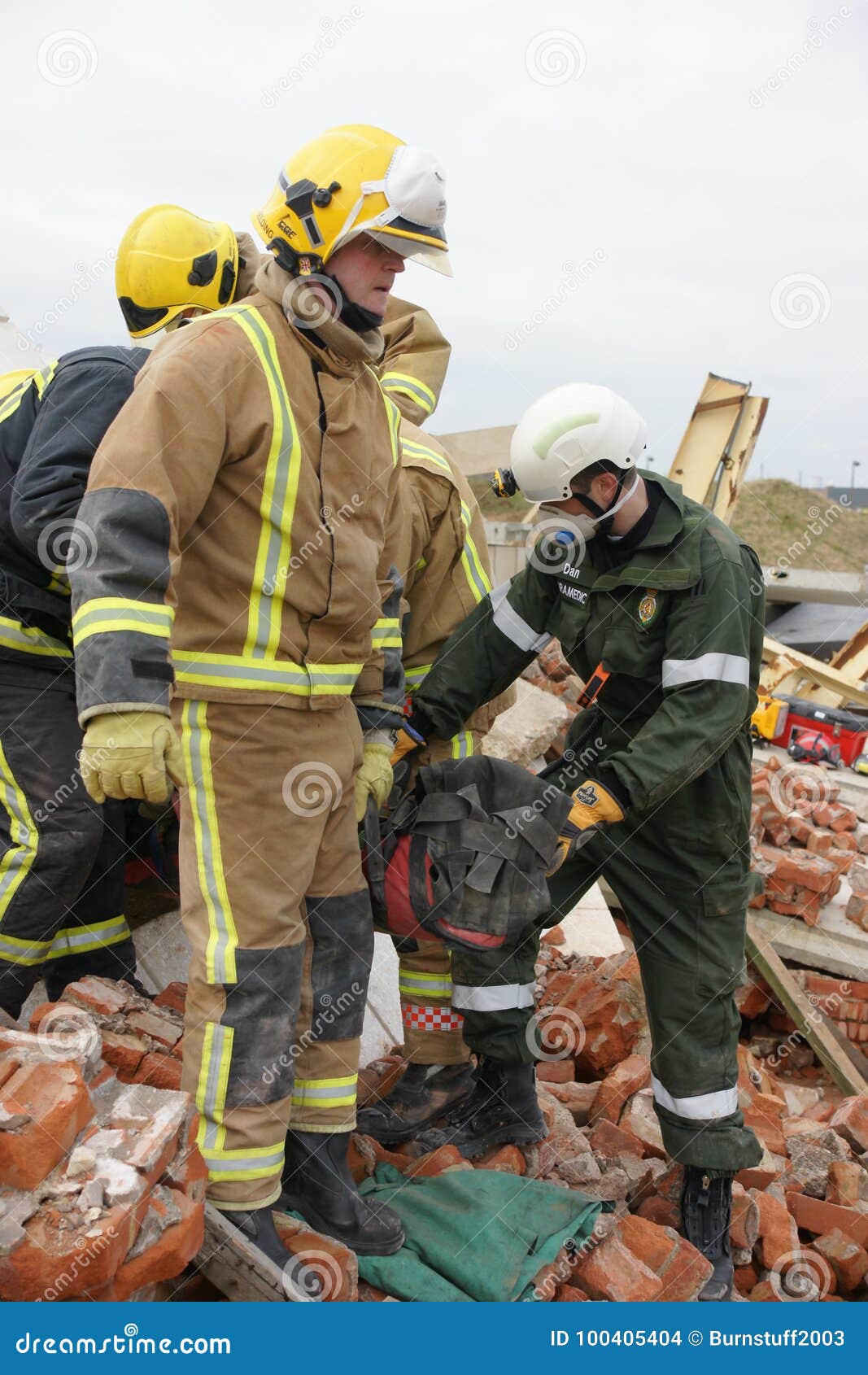 Building Collapse, Disaster Zone Editorial Stock Image - Image of flats ...