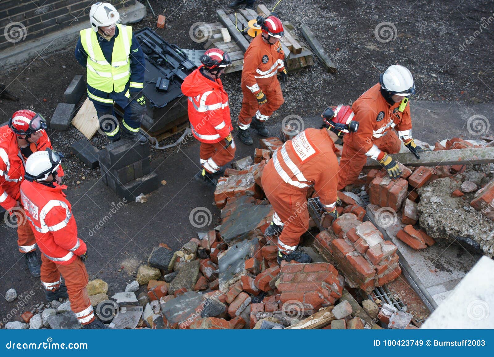 Building Collapse, Disaster Zone Editorial Stock Image - Image of ...