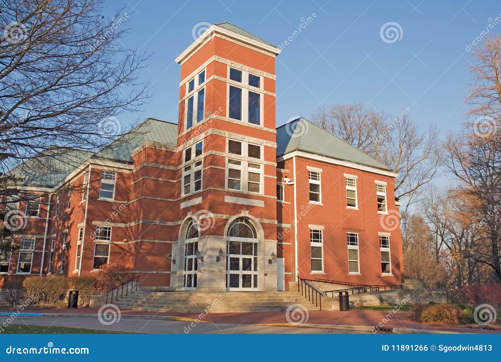 Building on a College Campus in Indiana Stock Photo - Image of arts ...