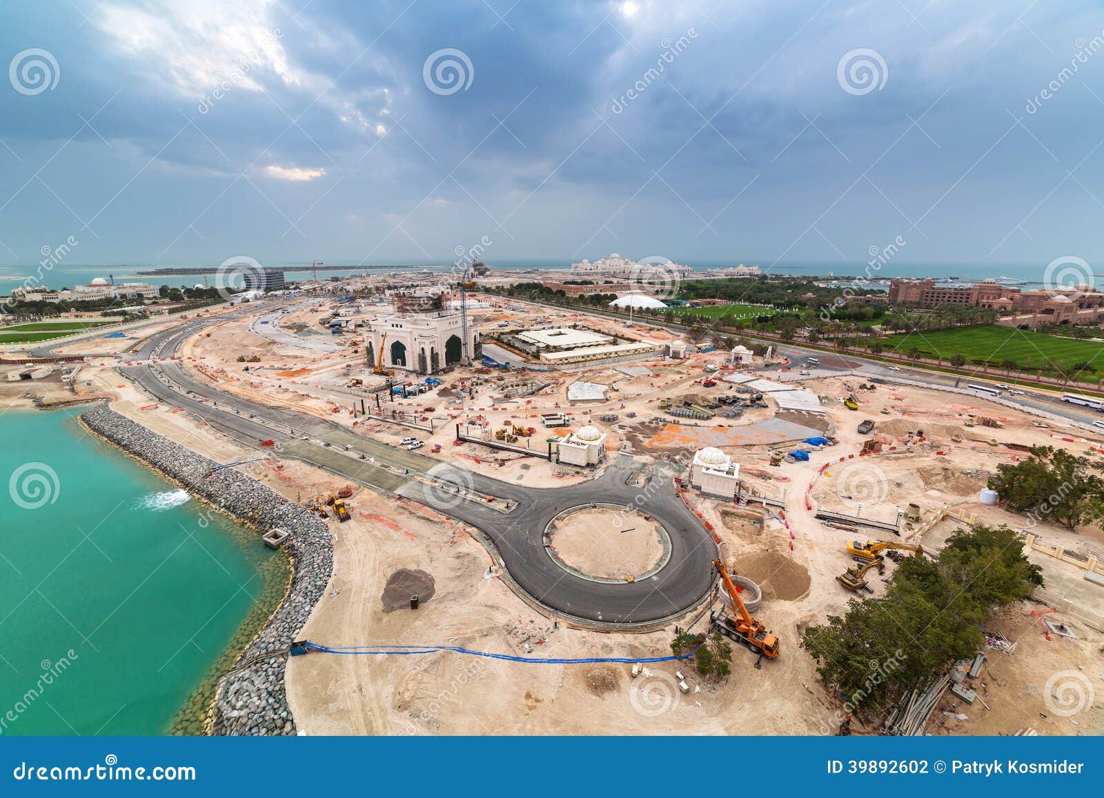 Building Construction in Abu Dhabi, UAE Stock Photo - Image of ...