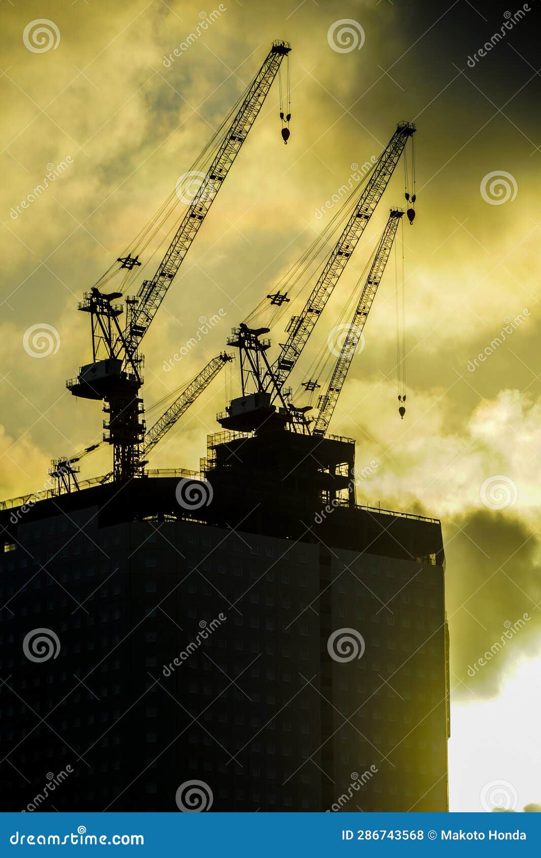 Building Construction Scenery and Crane Stock Photo - Image of lifting ...
