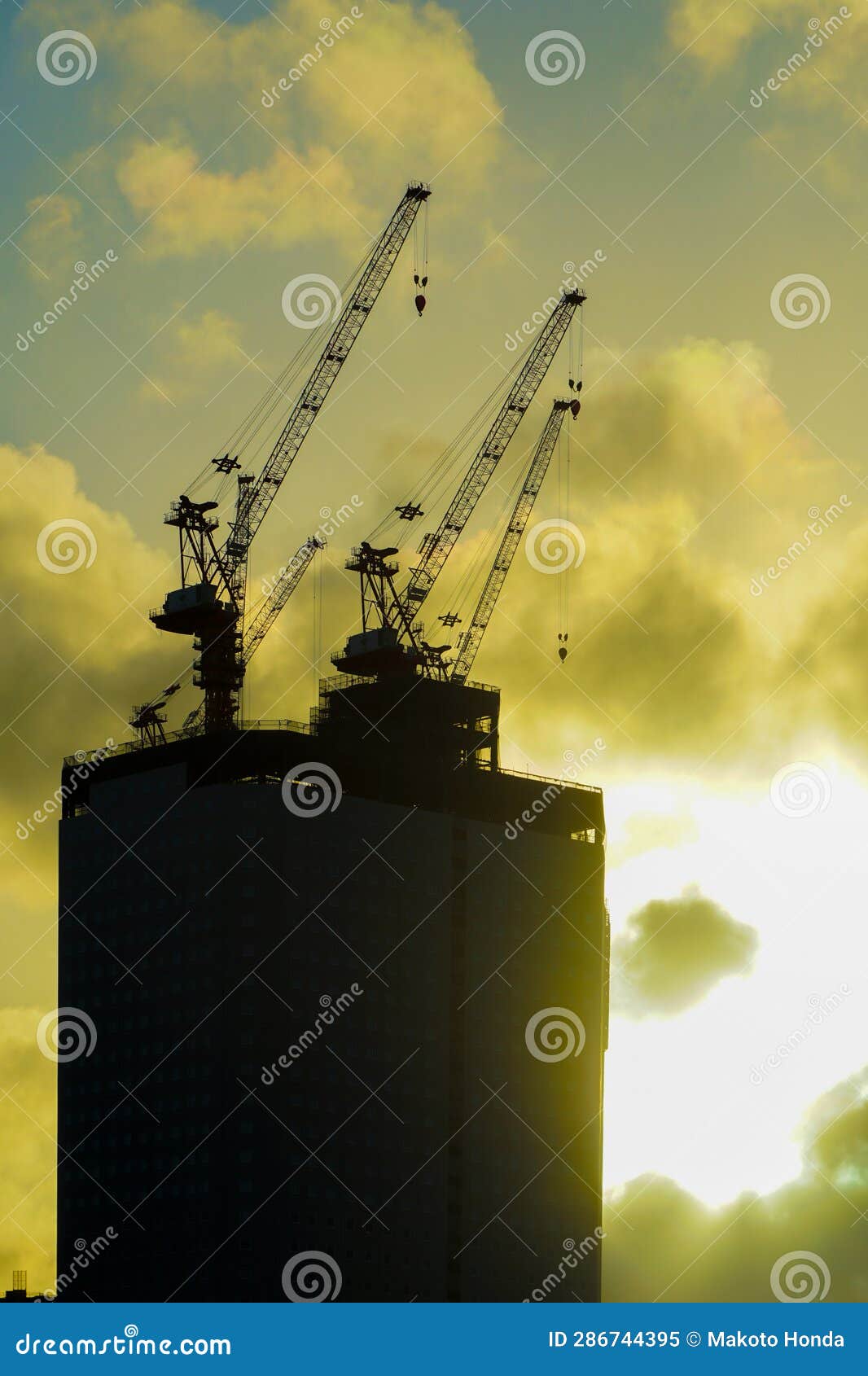 Building Construction Scenery and Crane Stock Image - Image of groups ...