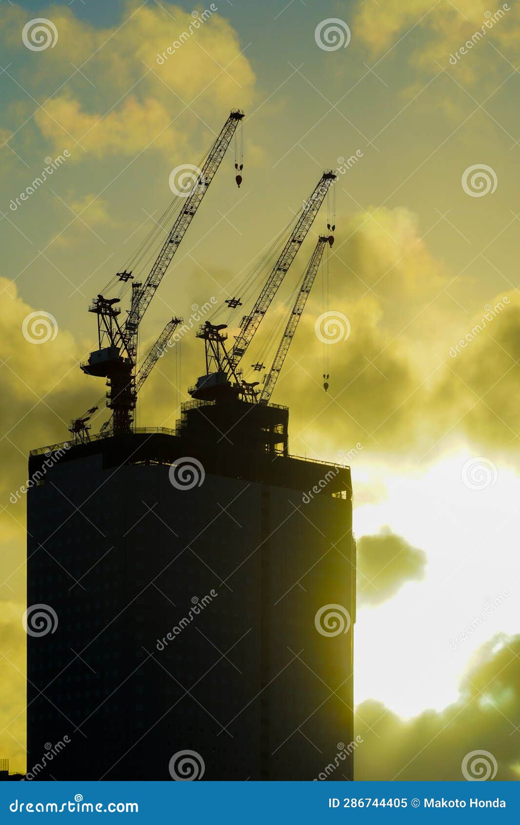 Building Construction Scenery and Crane Stock Image - Image of building ...