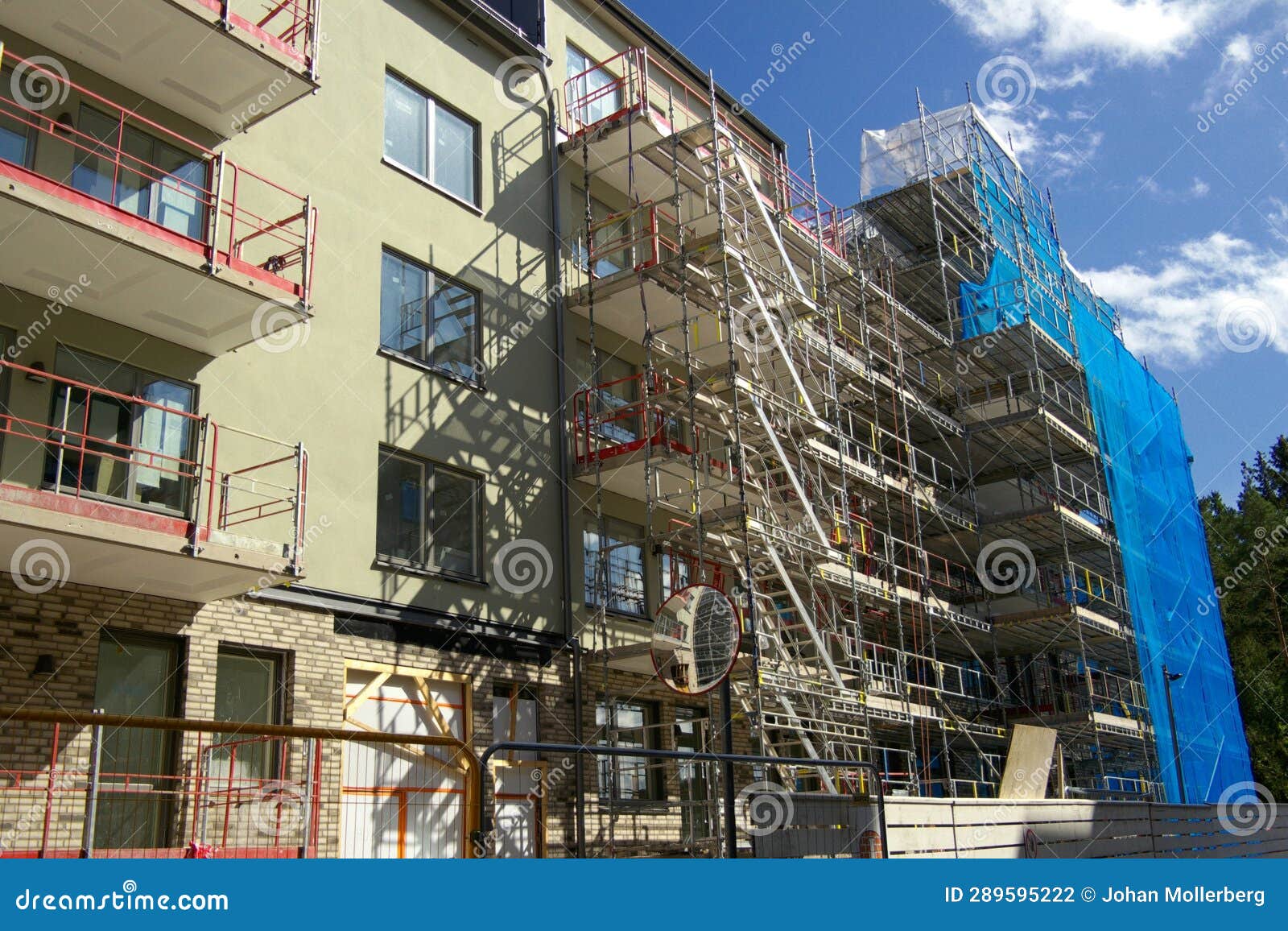 Building Construction Site, Look Up View Stock Photo - Image of street ...